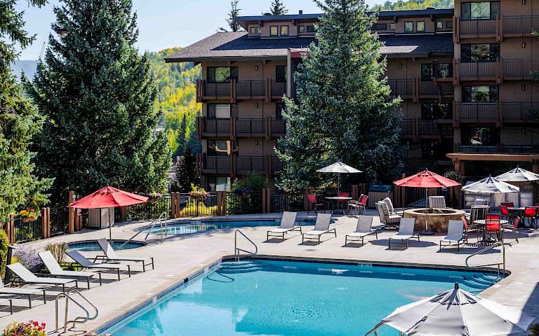 Snowmass Village Hotels & Resorts | The Stonebrige Inn – About Us